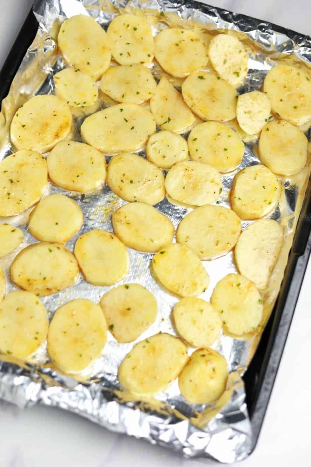 Baked Sliced Potatoes (Oven Baked Potato Slices) - Recipe Vibes