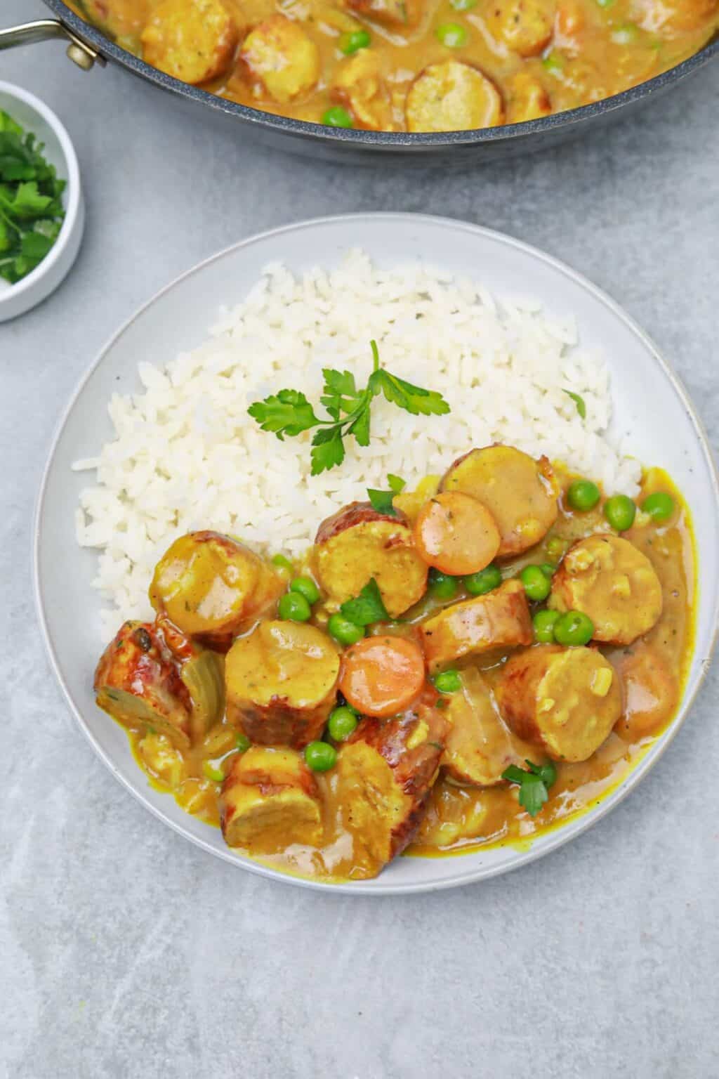 Easy Curried Sausages (Sausage Curry) - Recipe Vibes